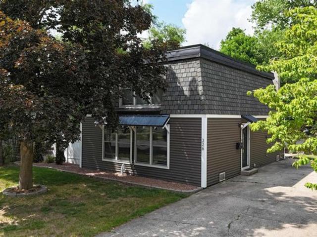 326 John St, Clare, MI 48617