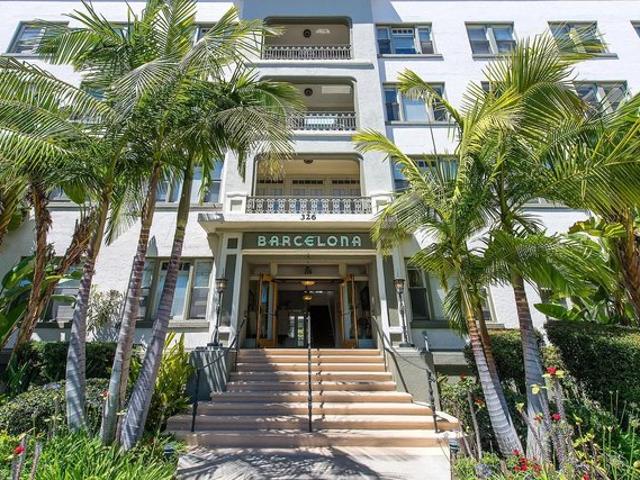 326 Juniper St, San Diego, CA 92101