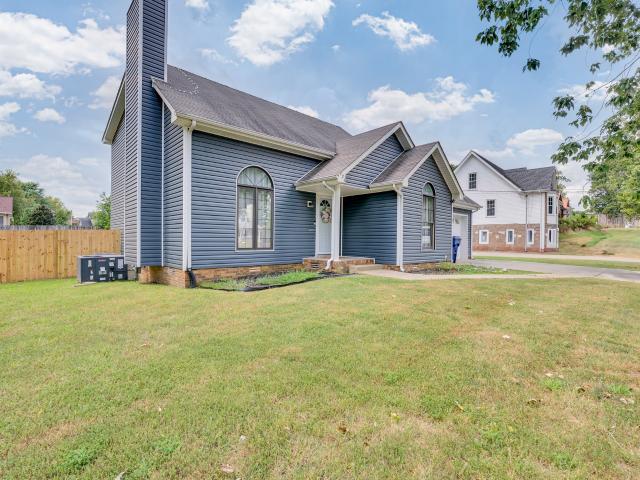 326 Lancaster Rd, Clarksville, TN 37042 | MLS #3099 | Compass
