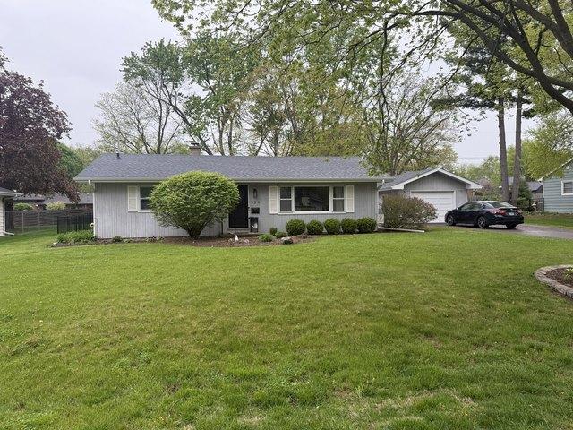 326 Maple Ln, Geneva, IL 60134