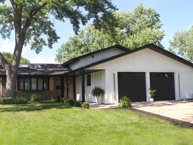 326 Milan Ct, Schaumburg, IL 60193