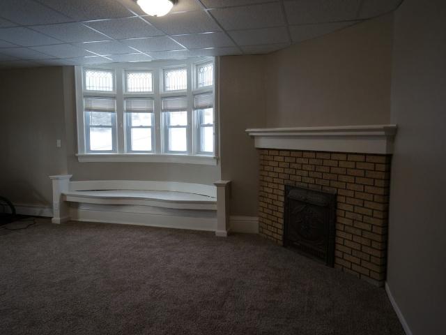 326 N 10th Ave E 2 Bedroom Apartment for Rent at 326 N 10th Ave E, Duluth, MN 55805 East End