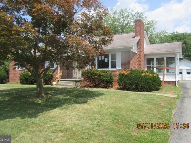 326 N Church St, Thurmont, MD 21788