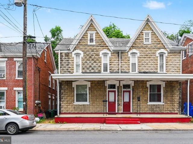 326 N College St, Carlisle, PA 17013