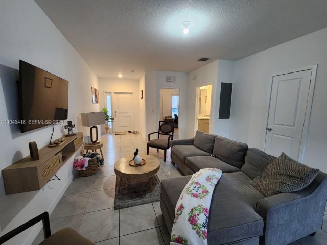 326 NE 1st St, Florida City, FL 33034 | MLS #A11945