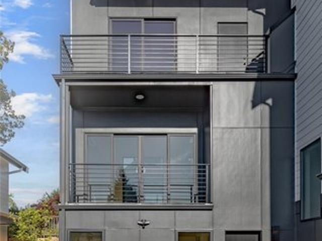 326 NW 80th St Unit B, Seattle, WA 98117