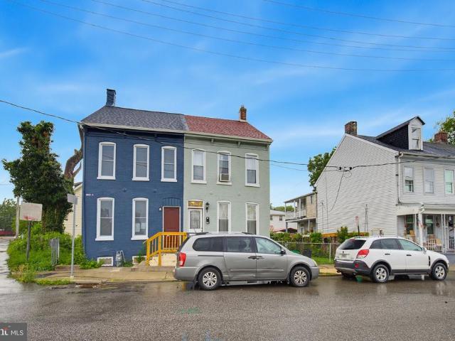 326 Smith Street