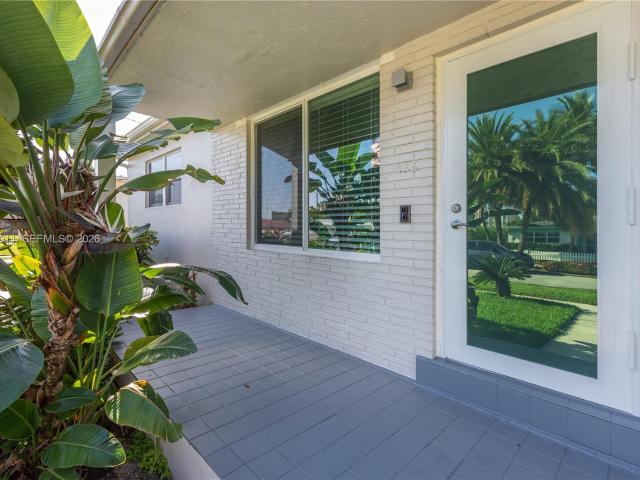 326 SE 3rd Ter, Dania Beach, FL 33004 | MLS #A11969 | Compass