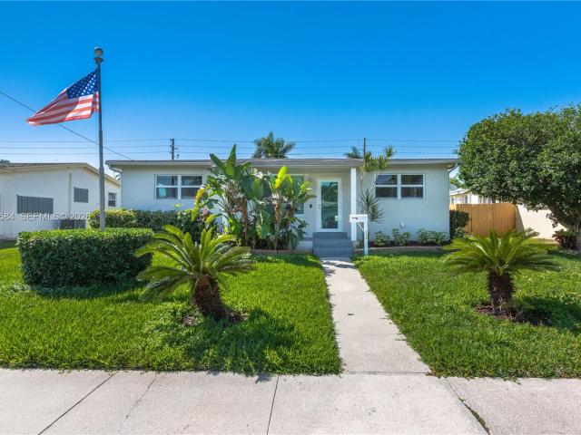 326 SE 3rd Ter, Dania Beach, FL 33004 | MLS #A12008 | Compass
