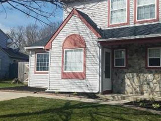 326 Stonehouse Ln, Harrison Township, NJ 08062
