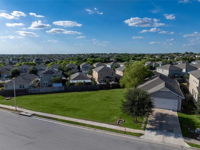 326 Pearl Way