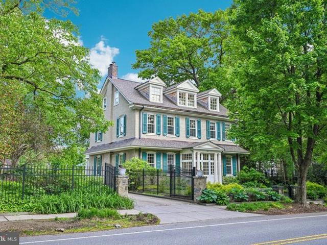 326 W Allens Ln, Philadelphia, PA 19119