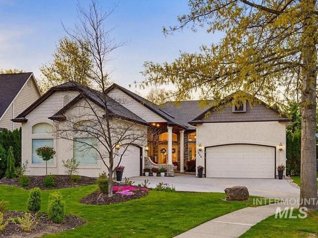 326 W River Trail Dr, Eagle, ID 83616