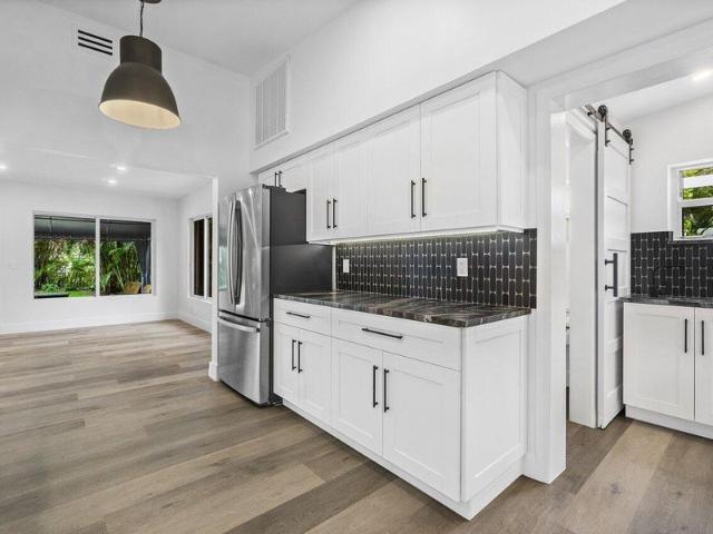 326 Westminster Road, West Palm Beach, United States, FL