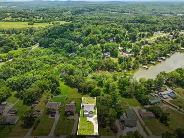 326 Twin Cove Dr