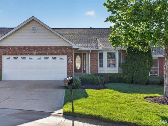 326 Villa Tuscany Ct Unit 7B, O'Fallon, MO 63366