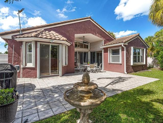 3274 NW 22nd Ave, Oakland Park, FL 33309