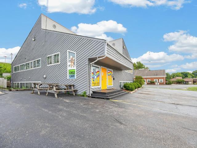 3274 Westbourne Drive