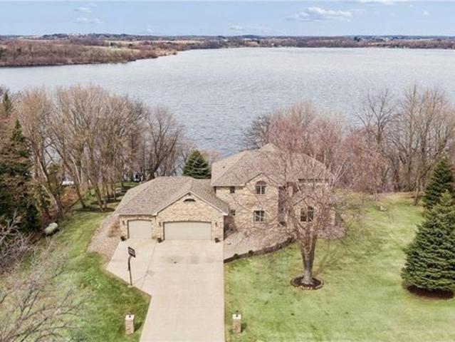 3275 Newcomb Ave SW, Cokato, MN 55321