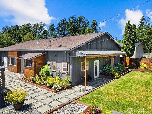 3275 Bennett Dr, Bellingham, WA 98225