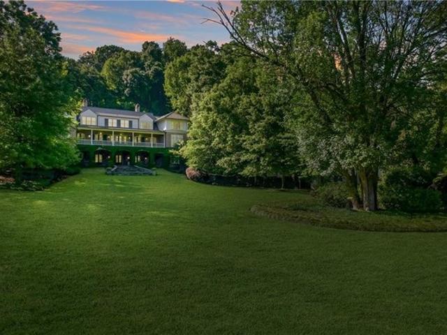 3275 Laramie Dr SE, Atlanta, GA 30339