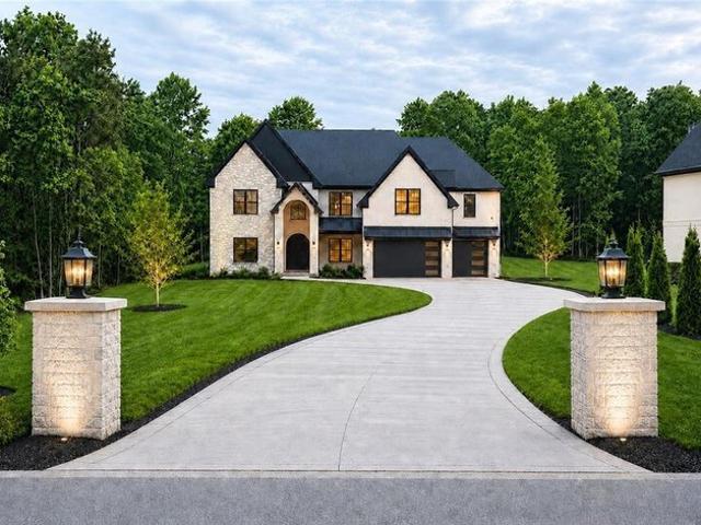 3275 Smithtown Rd, Suwanee, GA 30024