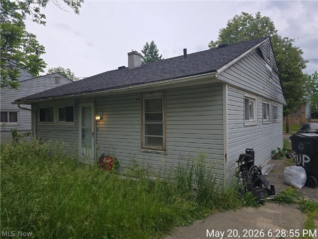 3276 E 145th Street