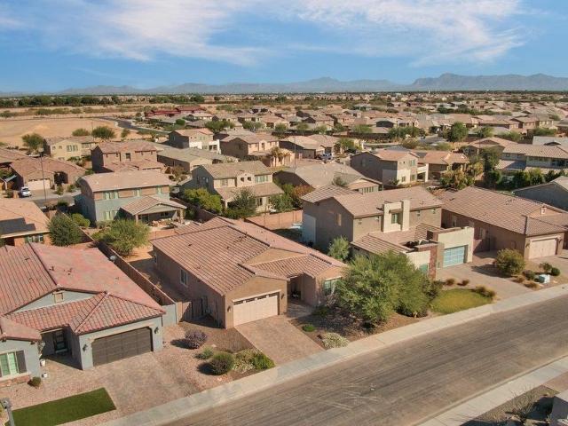 3276 E Orleans Drive