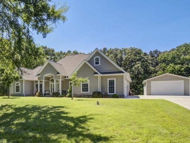 3276 Kirk Ridge Rd, Murray, KY 42071