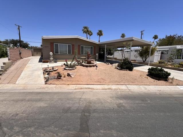 32770 Saint Andrews Dr, Thousand Palms, CA 92276