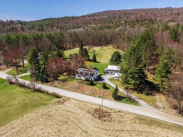 3277 Creek Rd, Clarendon, VT 05759