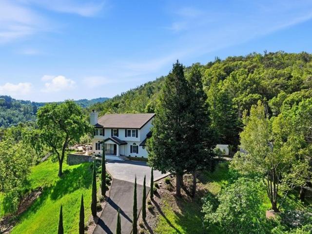 3277 Dry Creek Rd, Napa, CA 94558