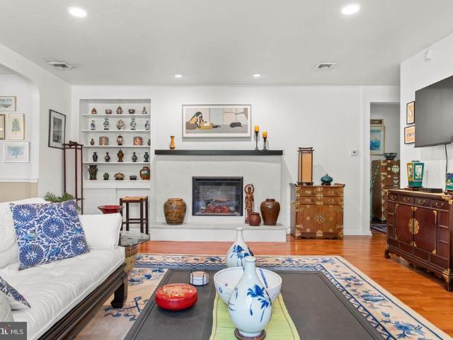 3277 Pine Road