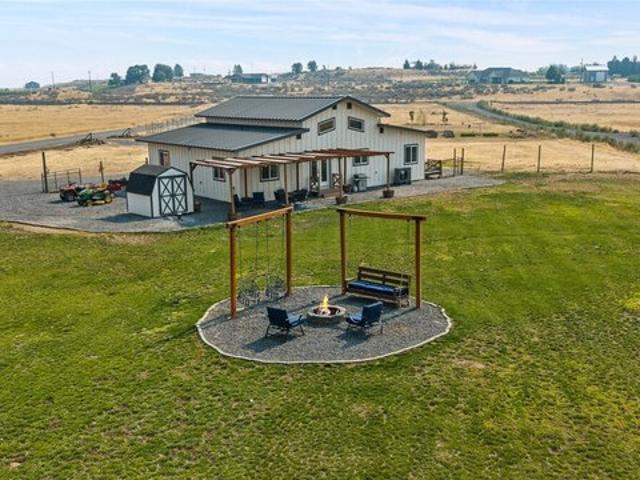 3277 Road 10 9 NW, Ephrata, WA 98823