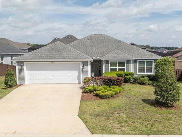 3277 Sennett Cir, Oxford, FL 34484
