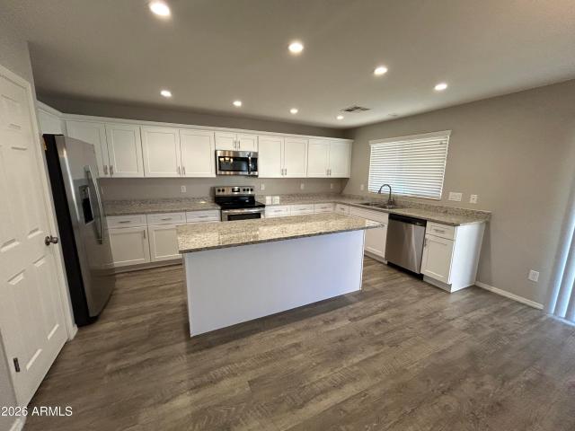 3278 w yellow peak drive