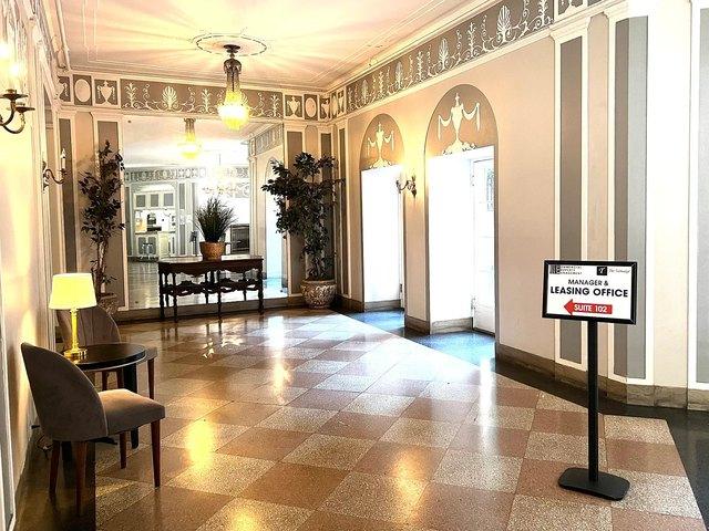 3278 Wilshire Blvd, Los Angeles, CA 90010