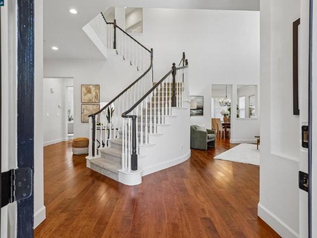 3279 Cranbrook Place
