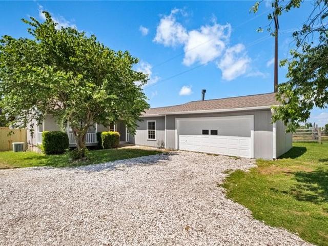 3279 Wildcat Creek Blvd, Fayetteville, AR 72704