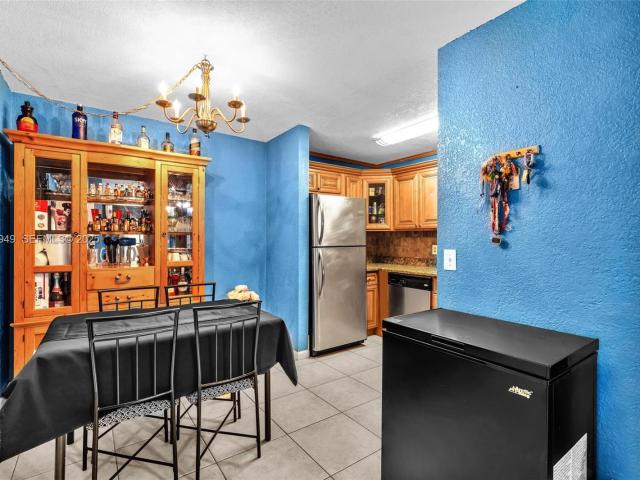 3270 NW 104th Ave, Unit 3270, Coral Springs, FL 33065 | MLS #A11905