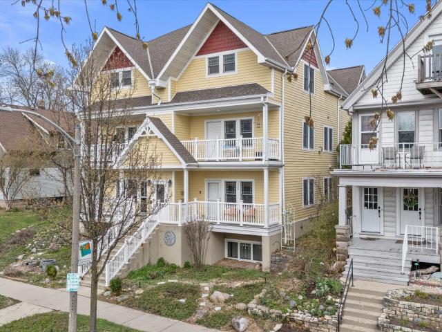 3270 N Cambridge Ave, Unit 2