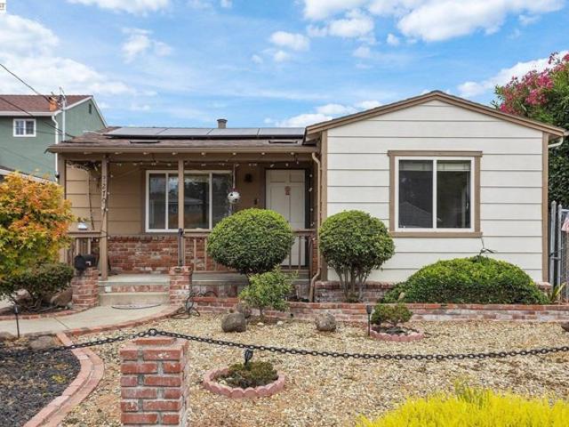 3270 Keith Ave, Castro Valley, CA 94546