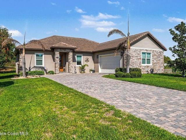 3270 Quantum Pl, Mims, FL 32754