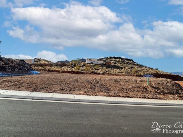 3270 S Cliffs Dr Unit 36, Hurricane, UT 84737