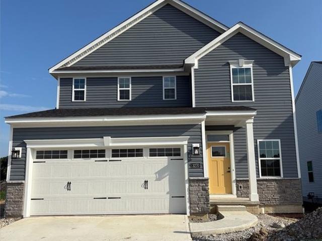 3270 Sandmill Run, Amherst, OH 44001