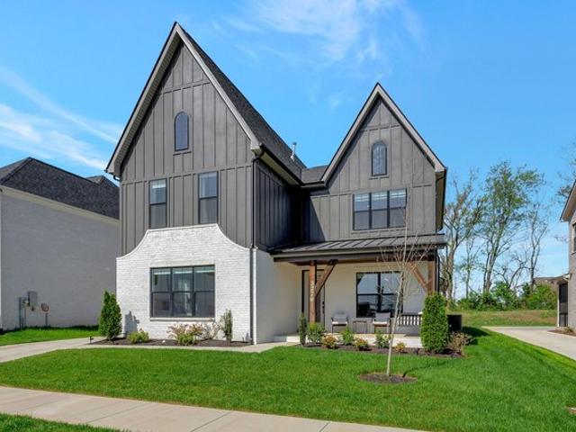 3270 Sassafras Ln, Thompsons Station, TN 37179