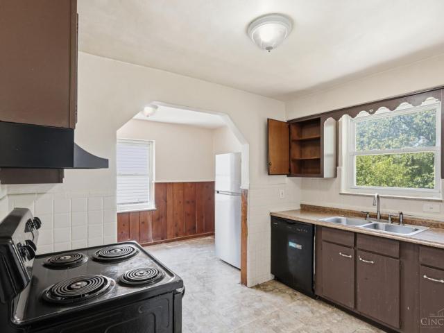 3270 Van Zandt Drive