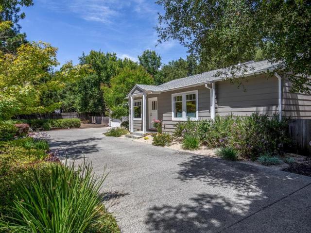 3270 Woodside Road