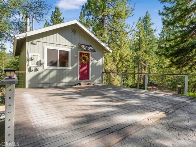 32715 Willow Ln, Running Springs, CA 92382