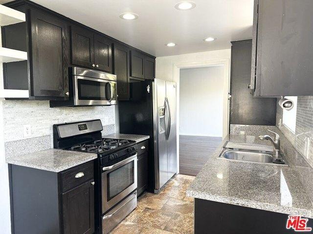 3271 Sawtelle Blvd Apt 204, Los Angeles, CA 90066